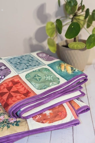 Applique and fussy cut IOWA Bed runner – OLFA.com