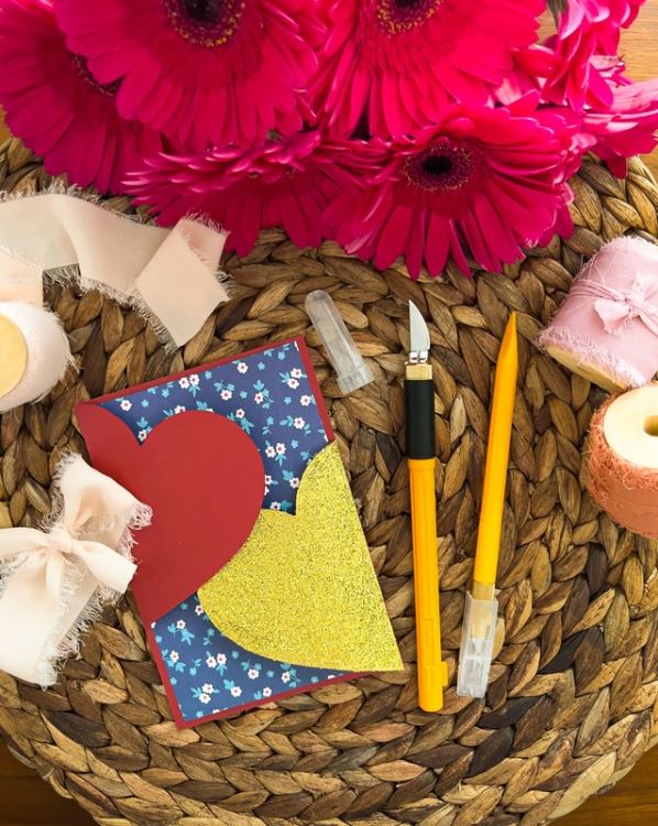 Valentine’s Day Special: Accordion Card With Intertwined Hearts