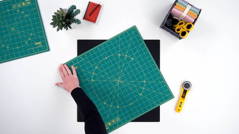 OLFA RM-12S 12" Rotating Self-Healing Cutting Mat – OLFA.com